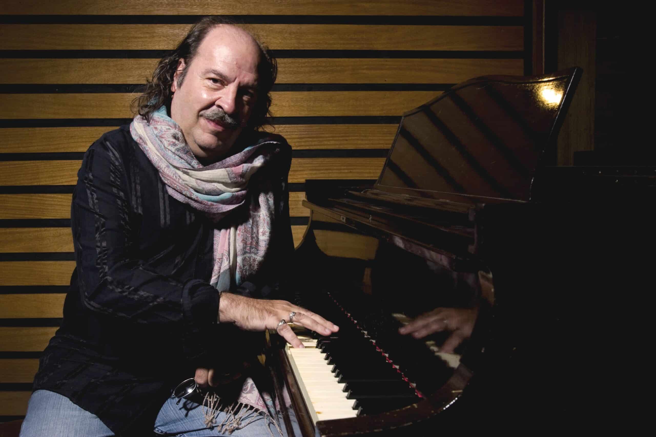 Litto Nebbia - Rock.com.ar