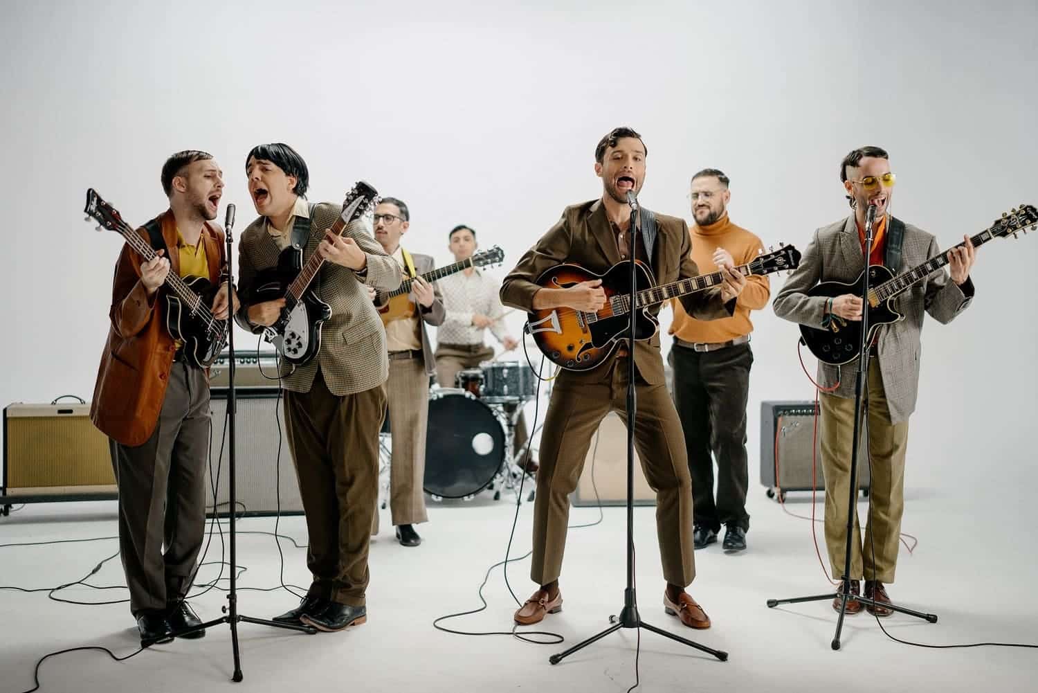 "Hijo pródigo", de Alan Sutton y las criaturitas de la ansiedad - Rock ...